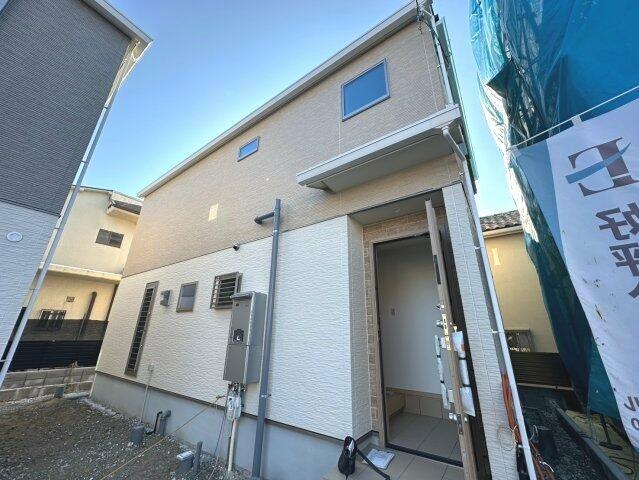 【アットホーム】豊中市上野東1丁目新築貸家 3LDK（提供元：KIWAMI不動産 ロマンチック街道店 (株)en company）｜豊中市の賃貸一戸建て[1161969905]