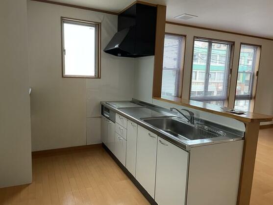 【アットホーム】米沢市 大町5丁目（米沢駅） 2階建 2SLDK[6978696654]米沢市の一戸建て（提供元：アーバンライフ）｜一軒家・家の購入