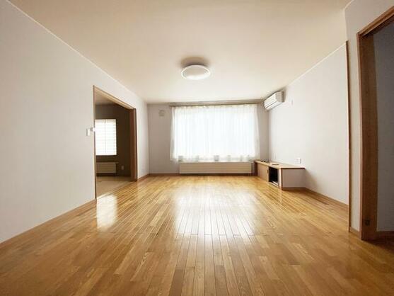 【アットホーム】石狩市 花川南七条2丁目 2階建 5SLDK[6983422780]石狩市の一戸建て（提供元：STV興発(株)）｜一軒家・家の購入