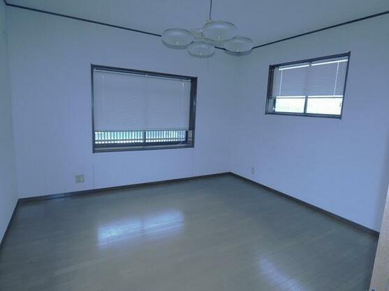 【アットホーム】越前市 村国3丁目（たけふ新駅） 2階建 6LDK[6985642417]越前市の一戸建て（提供元：(株)Eうの）｜一軒家・家の購入