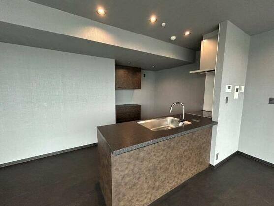 【アットホーム】THE ROPPONGI TOKYO 31階 2LDK[1014393187]港区のマンション｜マンション購入の情報